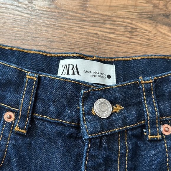 Zara | Jeans | Zara Dark Wash High Rise Wide Leg Jeans Raw Hem Womens 2 ...